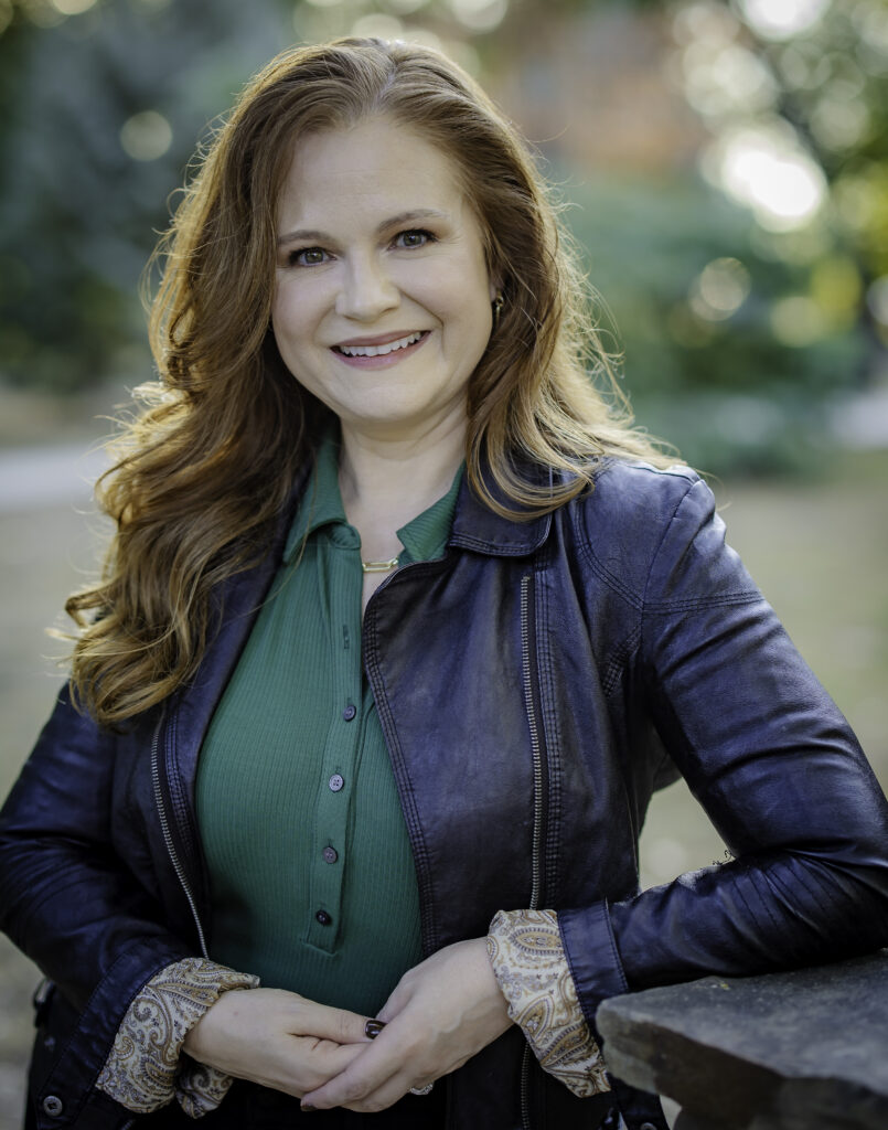 How Should I Dress for My Headshots? - Paula Mason Photography